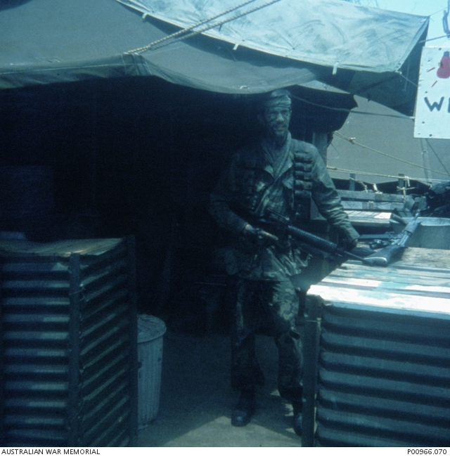 NUI DAT, SAS HILL, SOUTH VIETNAM. 1971. TROOPER DON BARNBY, 'F' TROOP ...