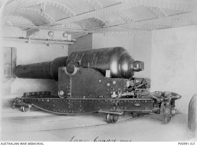 SYDNEY, NSW. 1891. A 10 INCH, 18 TON RIFLED MUZZLE LOADING (RML) GUN ...