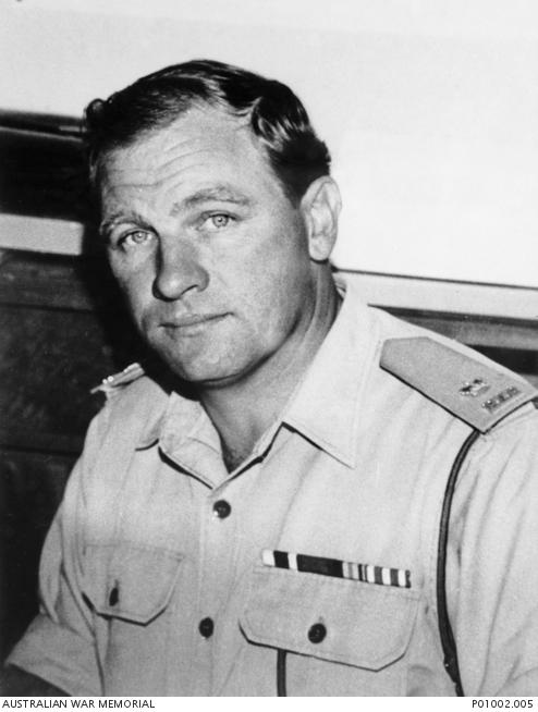 MAJOR W.J. REYNOLDS, MC. MAJOR REYNOLDS WAS AWARDED THE MILITARY CROSS ...