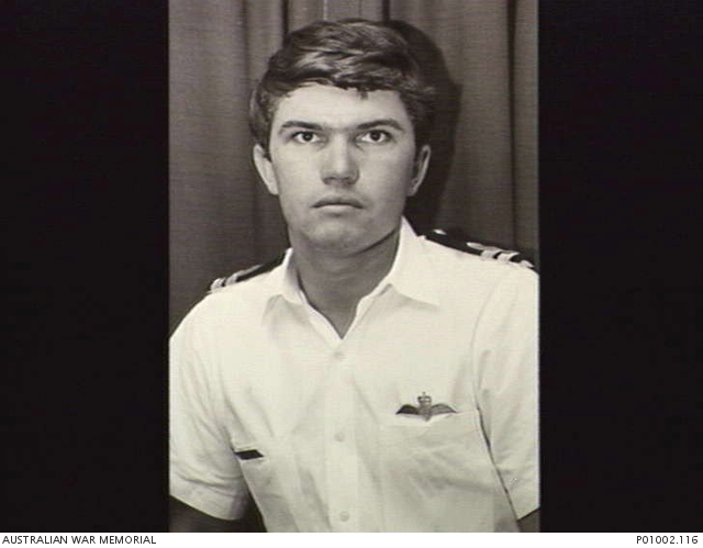 SUB-LIEUTENANT W.E. SYMONS, DSC, RAN. SUB-LIEUTENANT SYMONS WAS AWARDED ...