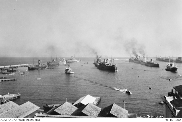 COLOMBO, CEYLON, 1940-01. SHIPS CARRYING TROOPS IN THE FIRST CONVOY OF ...