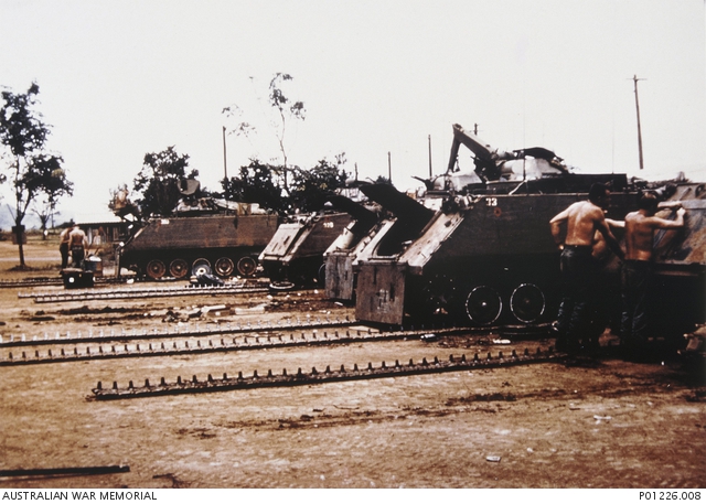 Members of The Royal Australian Electrical and Mechanical Engineers ...