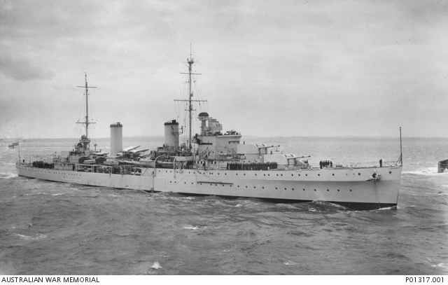 ENGLAND, 1939-07. STARBOARD VIEW OF MODIFIED LEANDER CLASS CRUISER HMAS ...