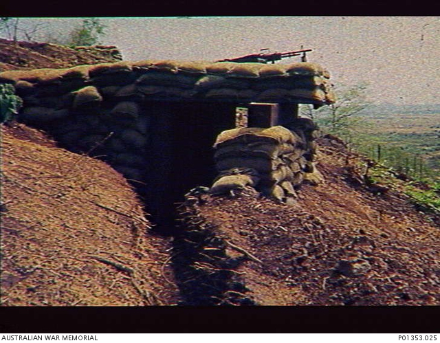 AUSTRALIAN MACHINE GUN POST AT THE HORSESHOE WITH 7.62 M60 GPMG ...