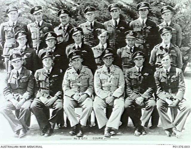 AUSTRALIA, C. 1944. GROUP PORTRAIT OF PARTICIPANTS IN RAAF NO. 5 ...