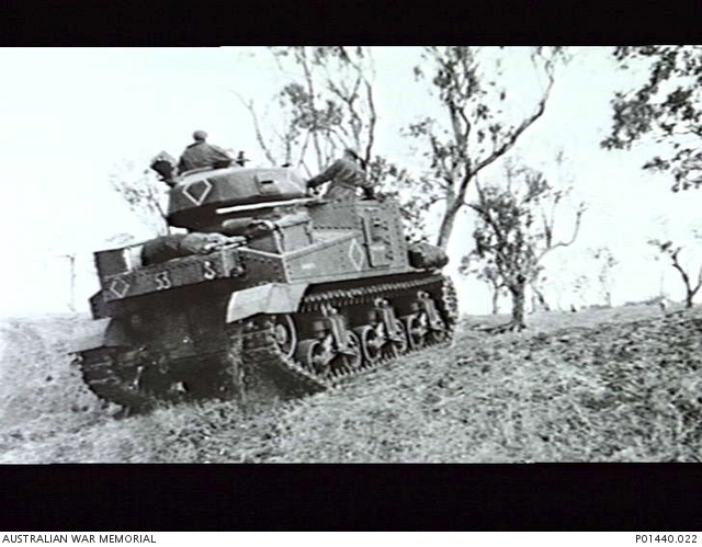 C. 1942. A 2/7TH AUSTRALIAN ARMOURED REGIMENT GENERAL GRANT M3 MEDIUM ...