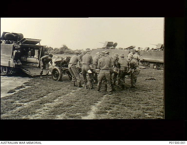GUNNERS OF 161 FIELD BATTERY (161 FD BTY), ROYAL NEW ZEALAND ARTILLERY ...