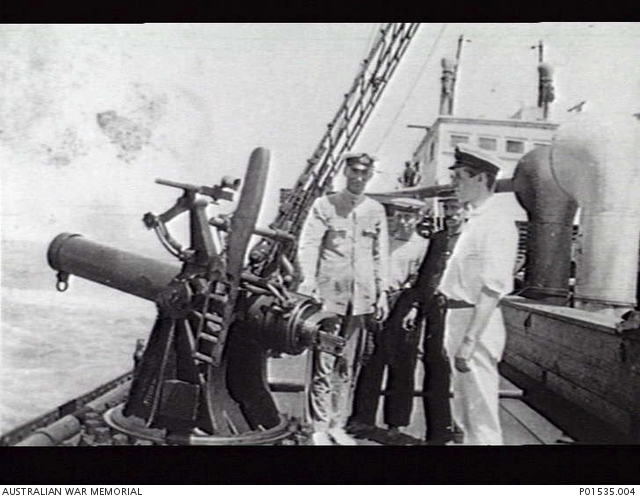 ONE OF THE 7.5 INCH HOWITZER GUNS ABOARD S.S. BOONAH, FORMERLY THE ...