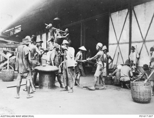 SINGAPORE, 1925. CHINESE LABOURERS COALING HMAS SYDNEY. | Australian ...