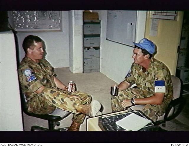 PHNOM PENH, CAMBODIA. 1993-03-29. AUSTRALIANS CORPORAL DAVID DONG (LEFT ...