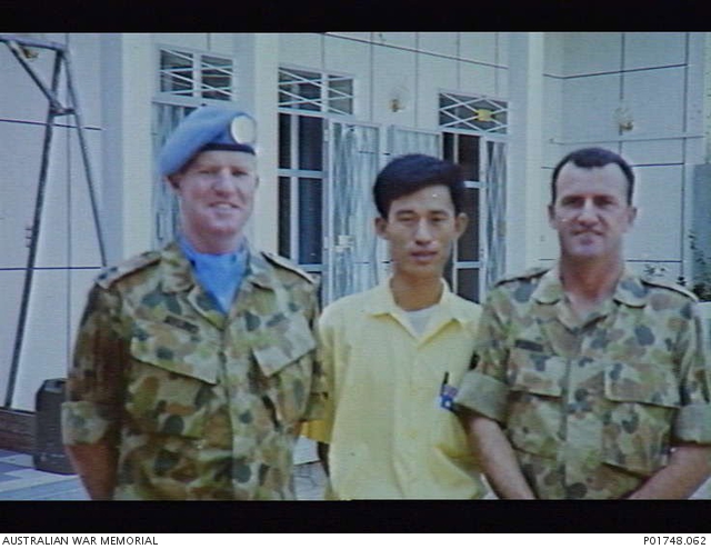Lieutenant Colonel (lt Col) Steve Ayling (left), Commanding Officer (CO ...