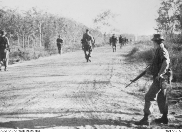 Members of A Company, 5th Battalion, The Royal Australian Regiment ...