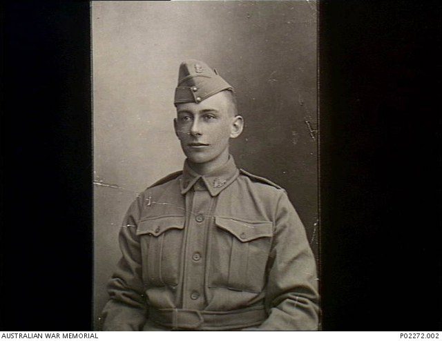 Melbourne, Vic. c. 1915-04. Studio portrait of 133 Private John David ...