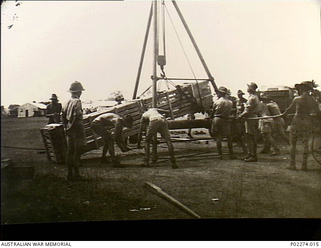 Darwin, NT. 1940-11. Men of No. 1 Section, No. 2 Anti-Aircraft (AA ...