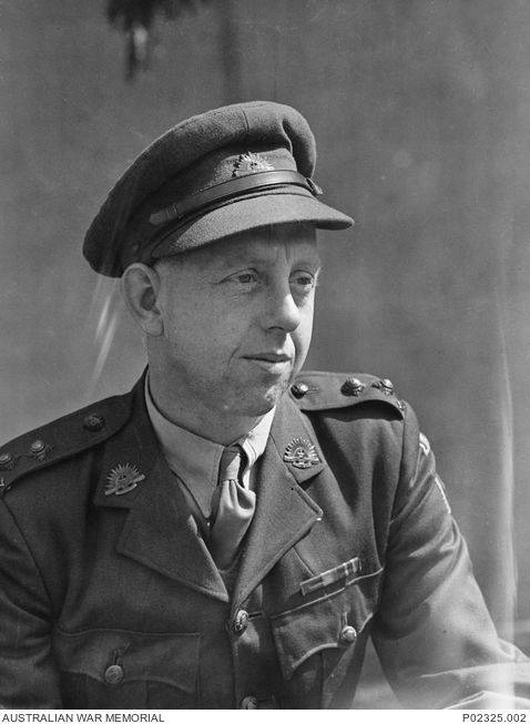 Formal portrait of Lieutenant Bruce Harding, Military History Section ...