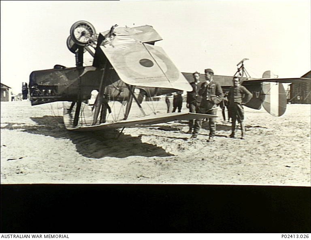 Ismailia, Egypt. c. 1917. Starboard view of an RAF BE-2e (manufacturer ...