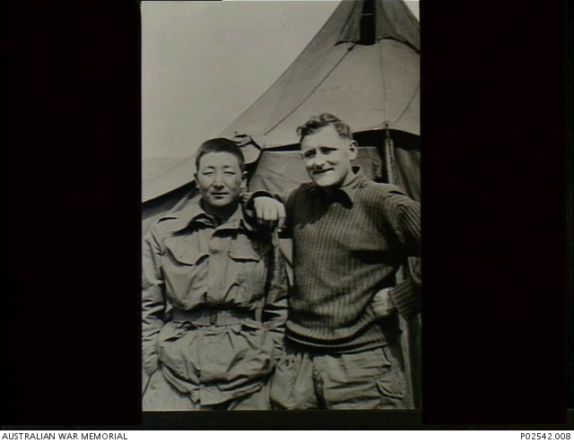 Informal portrait of 2/400430 Private Herbert Gordon (Pappy) White MM ...