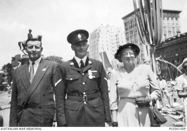 Portrait of 2/400430 Private Herbert Gordon (Pappy) White MM, 3rd ...
