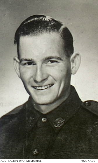 c. 1950. Portrait of 3/400095 Private (Driver) Alan Henry Welham, 3rd ...