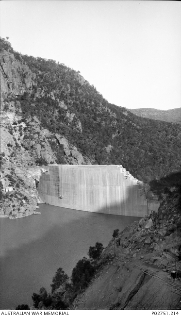 View of Burrinjuck Dam under construction and Lake Burrinjuck in the ...