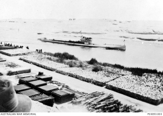 A J Class Submarine, probably the HMS J1 (later HMAS), travels up the ...