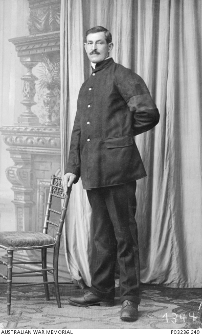 Studio portrait of Australian Prisoner of War (POW) 581 Private (Pte ...