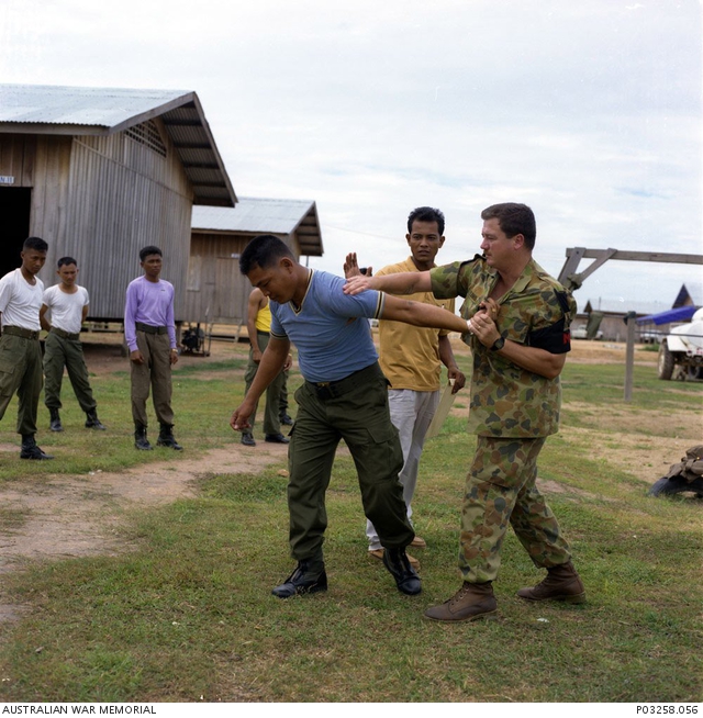 17193 Military Policeman (MP) Warrant Officer Class Two (WO2) B D Lewis ...