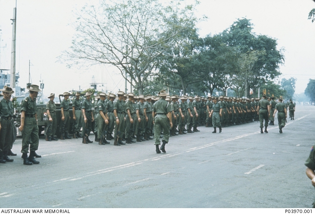 Gunners of thefrom 105th Field Battery, Royal Australian Artillery ...