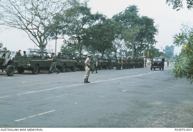 Gunners from the 105th Field Battery, Royal Australian Artillery ...
