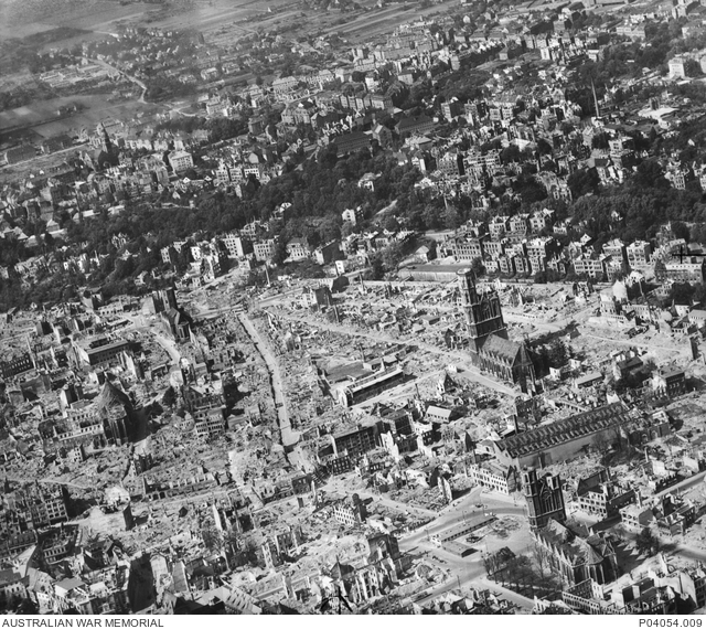 Aerial photograph of an area of Berlin showing the extensive damage ...
