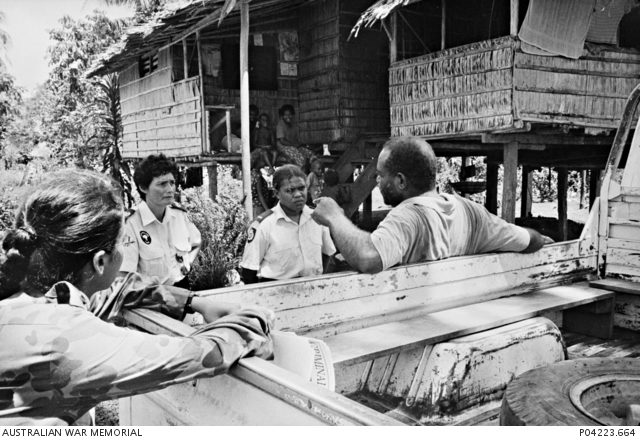 Members of the Regional Assistance Mission to the Solomon Islands ...