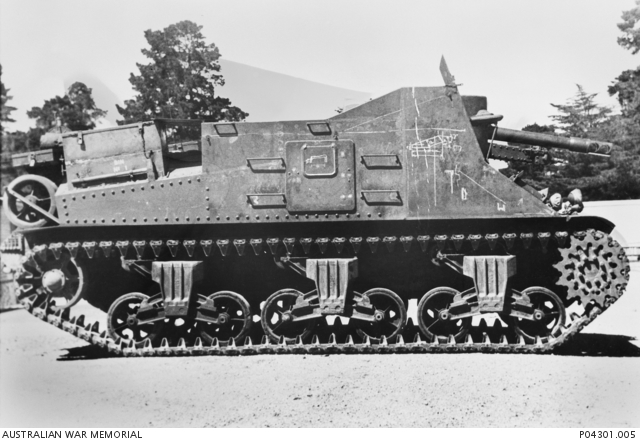 Right side view, with gun fully depressed, of the prototype SP 25-pdr ...