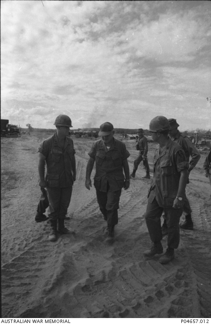 First visit of the Commanding General of MACV, General (Gen) Creighton ...