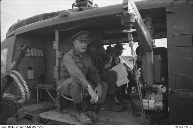 First visit of the Commanding General of MACV, General (Gen) Creighton ...