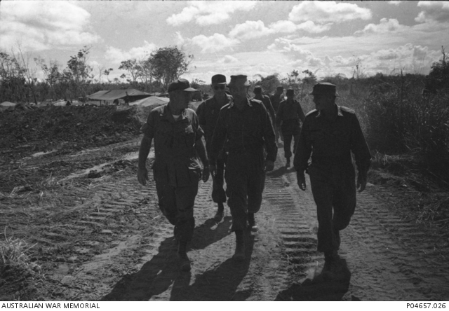 First visit of the Commanding General of MACV, General (Gen) Creighton ...