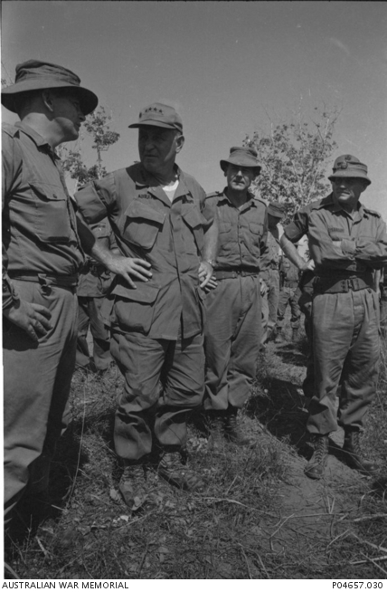 First visit of the Commanding General of MACV, General (Gen) Creighton ...