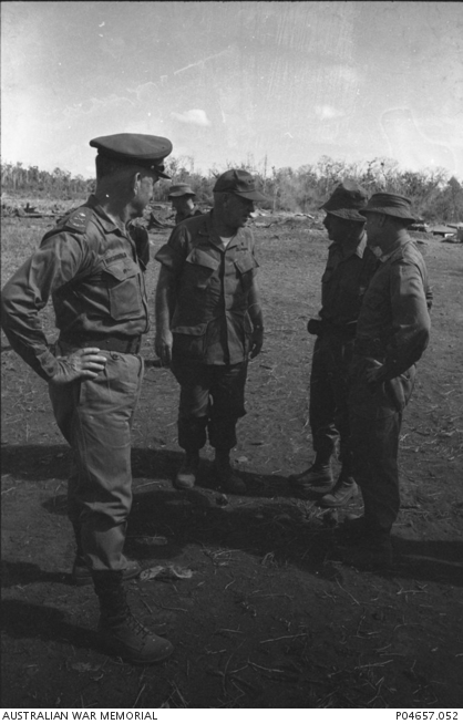 First visit of the Commanding General of MACV, General (Gen) Creighton ...