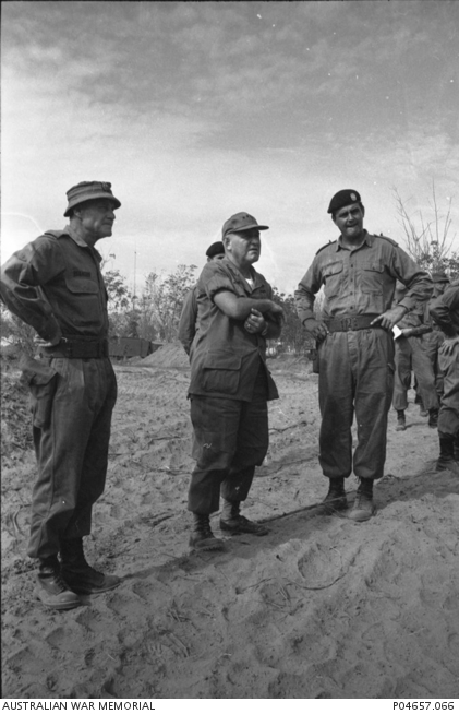 First visit of the Commanding General of MACV, General (Gen) Creighton ...