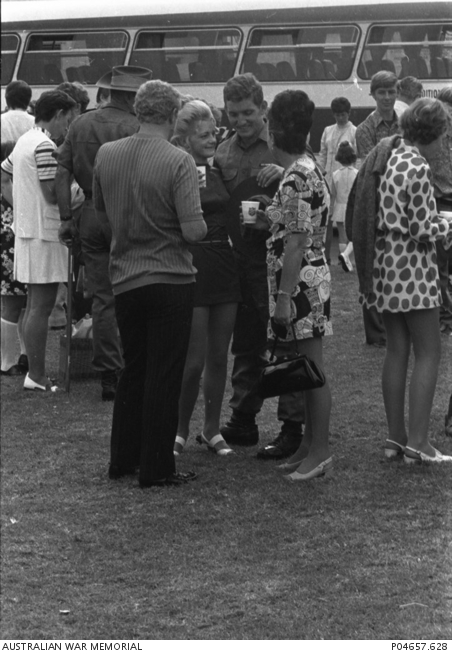 Arrival in Sydney, 7th Battalion, The Royal Australian Regiment (7RAR ...