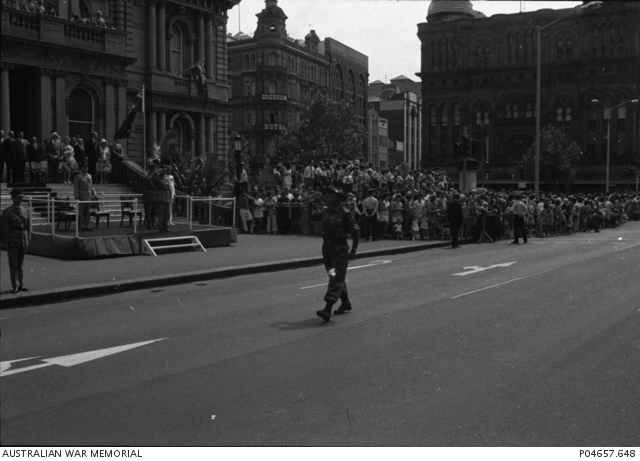 Arrival in Sydney, 7th Battalion, The Royal Australian Regiment (7RAR ...