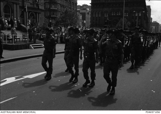 Arrival in Sydney, 7th Battalion, The Royal Australian Regiment (7RAR ...