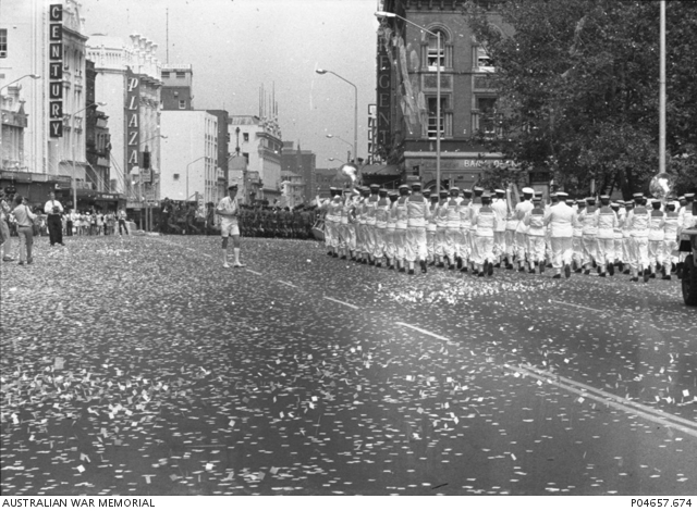 Arrival in Sydney, 7th Battalion, The Royal Australian Regiment (7RAR ...
