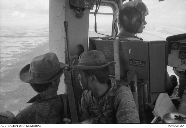 135th Assault Helicopter Company (AHC). A unique unit in Vietnam ...