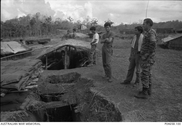 Members of the Australian Army Training Team Vietnam (AATTV) with Mike ...