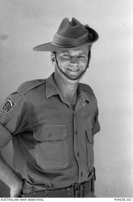 Members of the Australian Army Training Team Vietnam (AATTV) with Mike ...