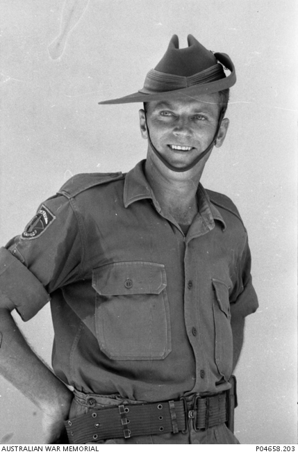 Members of the Australian Army Training Team Vietnam (AATTV) with Mike ...