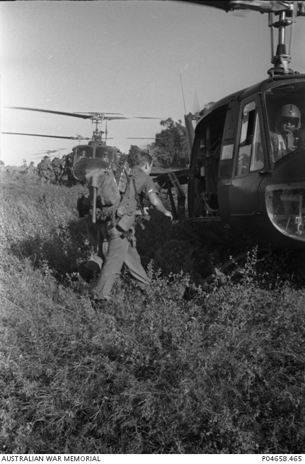 135th Assault Helicopter Company (AHC). A unique unit in Vietnam ...