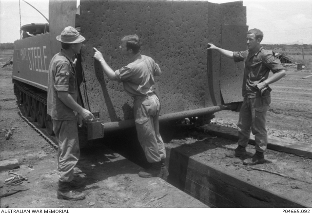 Unidentified Craftsmen of the Royal Australian Electrical and ...