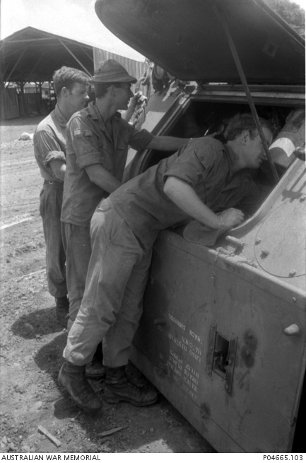 Unidentified Craftsmen of the Royal Australian Electrical and ...