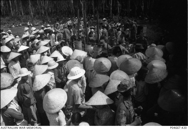Men of 5th Battalion, The Royal Australian Regiment (5RAR) conducting ...